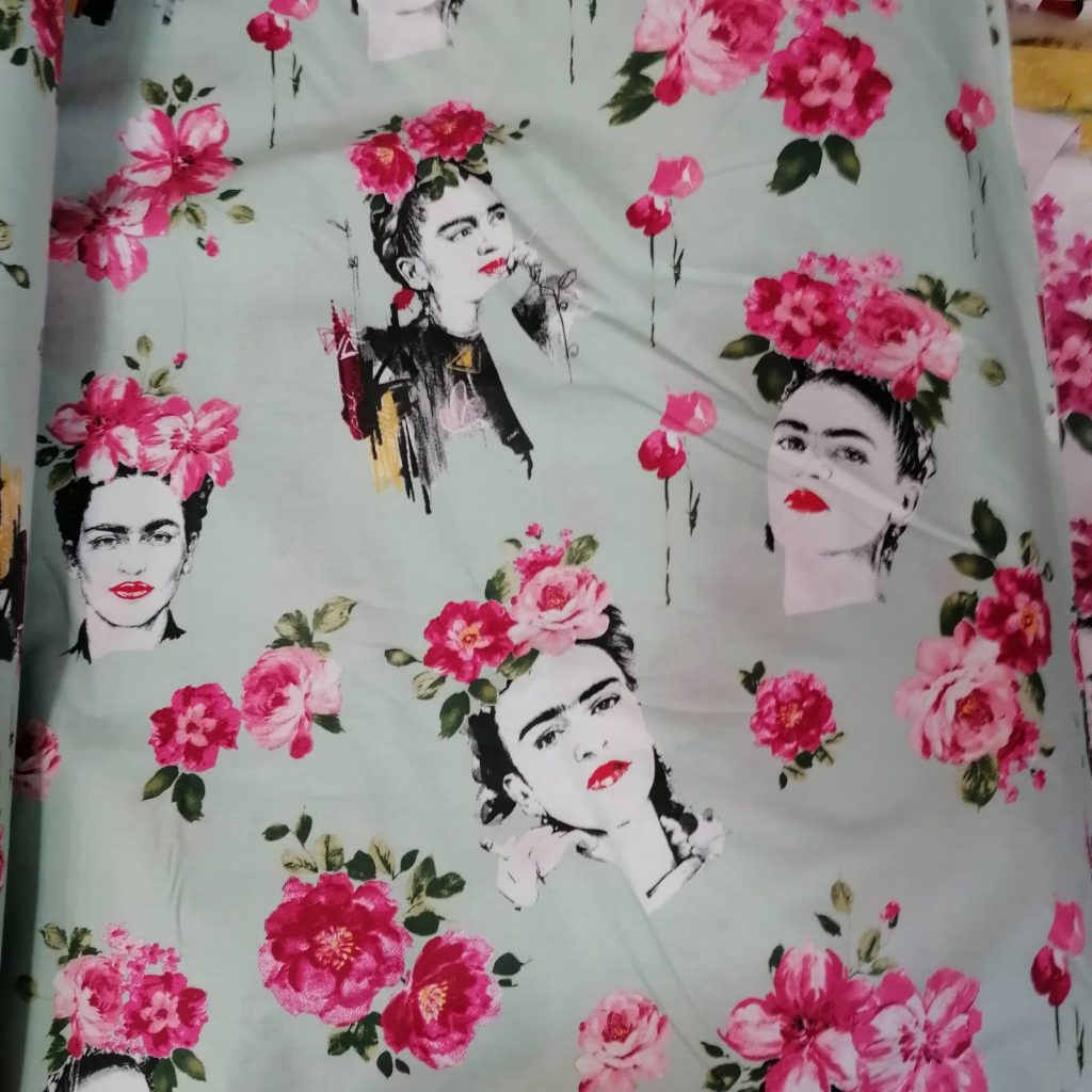 ΒΑΜΒΑΚΕΡΟ ΦΡΙΝΤΑ ΚΑΛΟ ( Frida Kahlo ) ΒΕΡΑΜΑΝ – ΓΙΑΝΝΗΣ ΚΑΛΥΚΑΚΗΣ ΥΦΑΣΜΑΤΑ